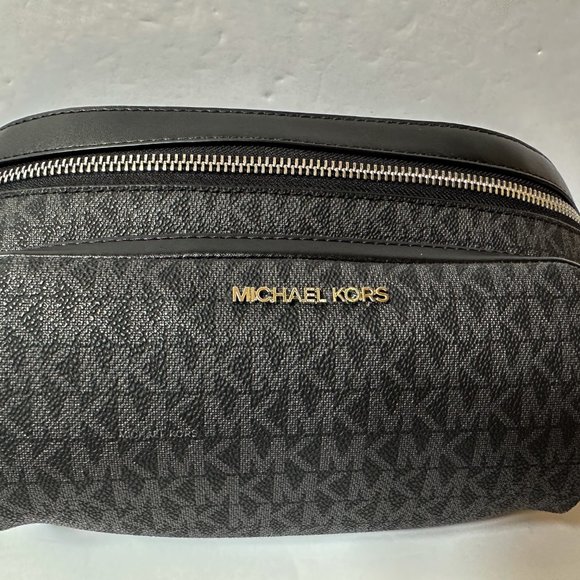 Michael Kors | Bags | Michael Kors Cooper Utility Belt Bag Fanny Pack ...